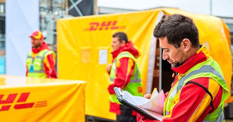 DHL Express projeta aumento de até 15% nas entregas no Brasil entre ...